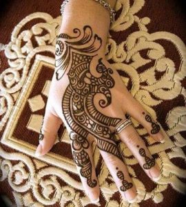 20 Stylish & Unbeatable Marwari Mehndi Designs - Quillcraze